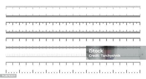 분할과 다양한 측정 스케일 센티미터 밀리미터 또는 인치의 길이 또는 높이를 측정하기위한 사실적인 스케일 눈금자 테이프 측정 마크 크기 표시기 벡터 일러스트레이션 0명에 대한