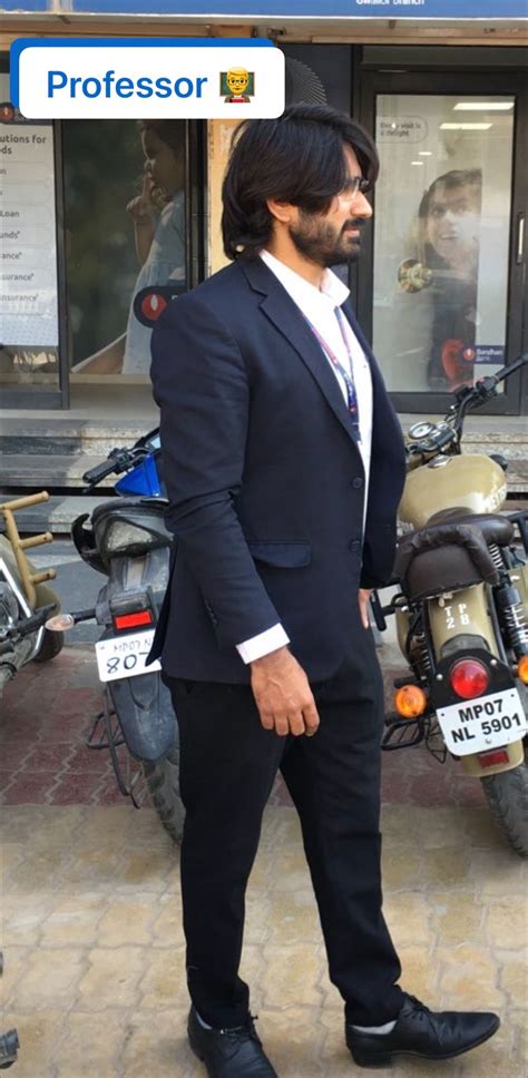 Banker Handsome Professor Linkedin Sandeep Patel