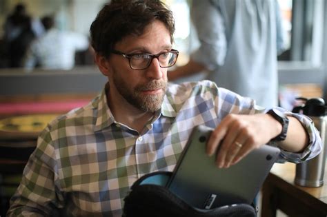 How A Longtime Tech Editor Keeps His Tech Use Simple The New York Times