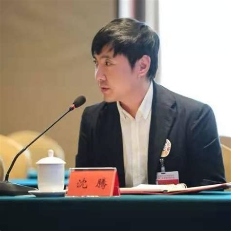 李立群否认多拿50万片酬，点名造谣博主，称没听说沈腾要给自己钱 知乎