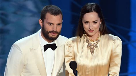 Frisch Verliebt Dakota Johnson Hat Einen Neuen Promiflash De