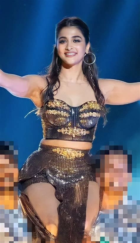 Pooja Hegde Rbollyarm