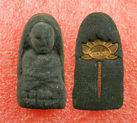 บล็อกเก่า 97 ๏๏ หลวงปู่ทวด พิมพ์ 2497 ย้อนยุค เนื้อว่านคลุกรัก พิมพ์กลักไม้ขีด พิมพ์กรรมการ