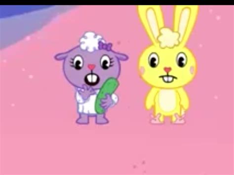 Image Lammy With Cuddles Happy Tree Friends Wiki Mondo Mini