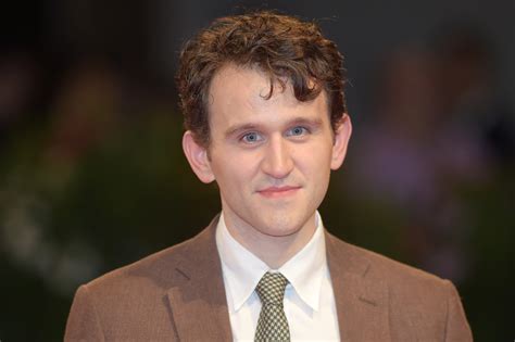Harry Potter Star Harry Melling Dudley Dursley Unrecognizable In New Role