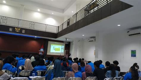 Prodi Sistem Informasi Akuntansi Universitas BSI Kampus Pontianak Gelar Seminar Profesionalisme