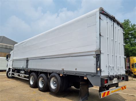 엑시언트 17톤후축윙바디14년식오토무시동에어컨and히터1020m전문가들