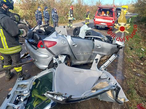 Scontro Tra Unauto E Un Camion Sulla Tangenziale Di Sondrio Morto Un