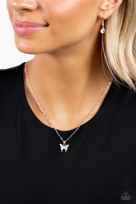 Paparazzi Necklace ~ High Flying Hangout Rose Gold Paparazzi