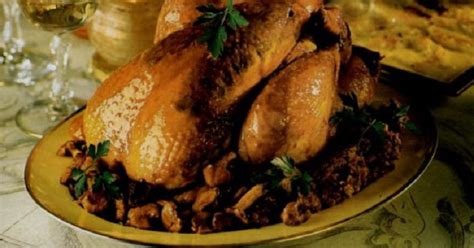 Recette Chapon Fermier Farci Truffe Au Persil Marie Claire