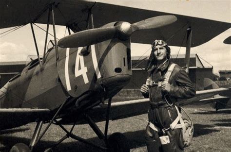 Newsavia Cessna Sobrevoam Arouca Em Homenagem Ao Comandante Amado Da