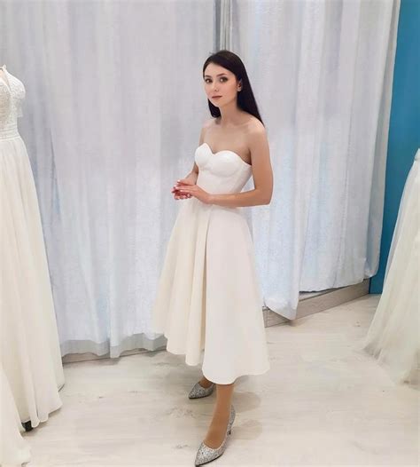 Короткое свадебное платье — цена 5000 грн в каталоге Свадебные платья Купить женские вещи по