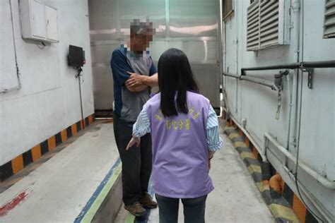陳庭妮今現身哽咽！老爸欠稅進看守所 尚未提清償計畫、辦接見 Ettoday社會新聞 Ettoday新聞雲