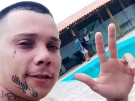Menina De 5 Anos Morre Com Soco Do Pai Por Ter Urinado No Chão