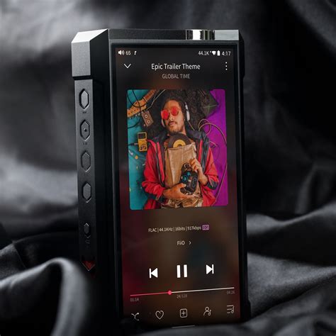 Thx Amp At Dual Dac Sa Fiio M17 Sa Isang Malakas Na Mabulsa Na Music Player