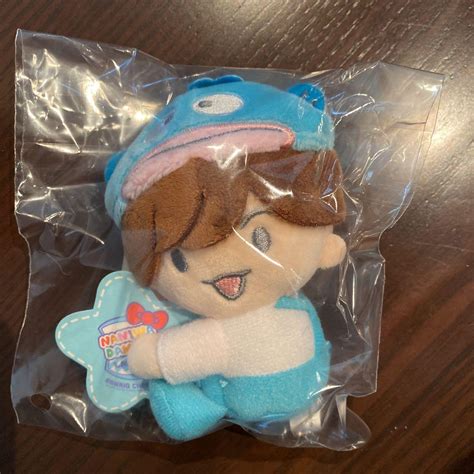 なにわ男子 ローソン サンリオ コラボ クリップマスコット 藤原丈一郎 メルカリ