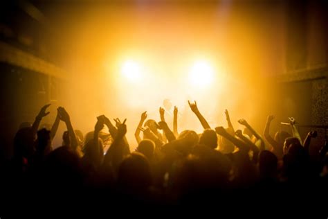 5 Soirées Gay à Ne Pas Manquer à Paris Explore Par Expedia