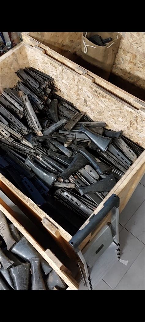 11 Fn Fal Wood Furniture Genevieveconal
