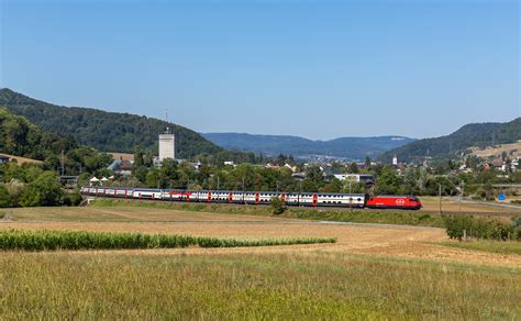 Re 460 Der SBB Zwischen Sissach Und Gelterkinden
