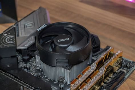 AMD Ryzen G Ryzen With VEGA Graphics