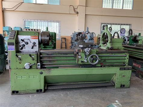 เครื่องกลึงวิคเตอร์ 500x1500 ขนาด 8 ฟุต นิ้วมิลเปลี่ยนเฟือง มีครบชุด