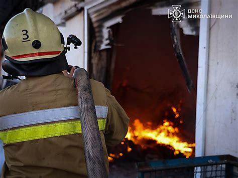 Рф утром ударила ракетами и «шахедами по сельхозпредприятию в пригороде Николаева возник пожар