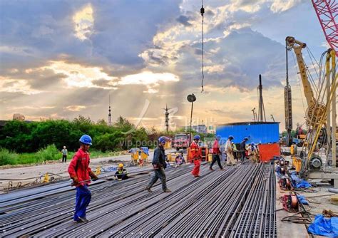 广东东莞：深江铁路建设正酣 人民图片网