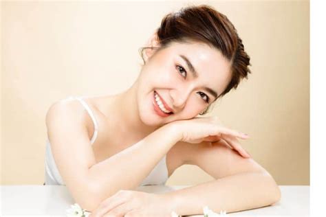 √ Rahasia Kulit Glowing Dalam Berita Artis Terbaru Korea