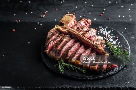 Steak Tbone Sapi Atau Steak Daging Sapi Panggang Wagyu Porterhouse Tua