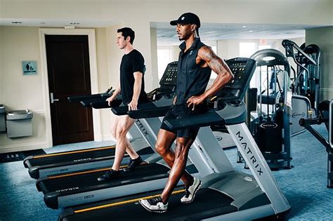 Trying To Lose Weight Try Walking Backwards On A Treadmill Daily