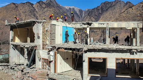 Uncontrolled Construction Caused Joshimath Sinking Himalayas Should Be