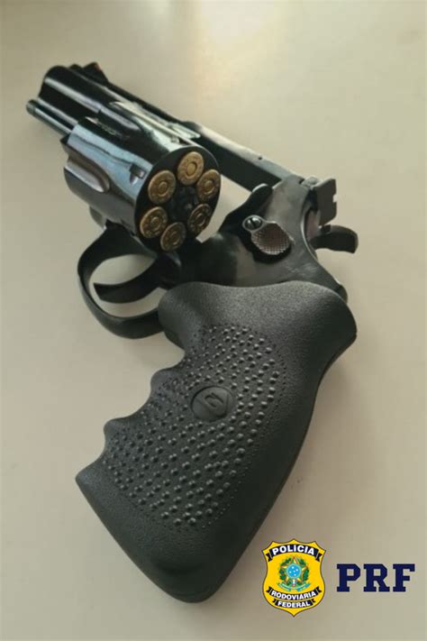 Prf Prende Homem Por Porte Ilegal De Arma De Fogo Em Gurupito