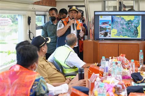 Linisiar Id Proyek KA Makassar Parepare Jalur Maros Barru Sepanjang 71