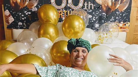 סליחה על השאלה יום הולדת 60 לסבתא שושי ️ Youtube