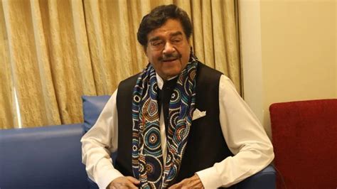 Shatrughan Sinha Hospitalised Son Luv Sinha Gave Health Update