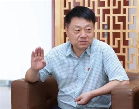 临渭区委书记李曙升教师节前夕慰问一线优秀教师澎湃号·政务澎湃新闻 The Paper
