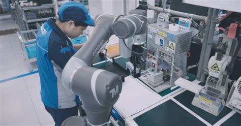 How To Speed Up Cobot Integration Omron Europe