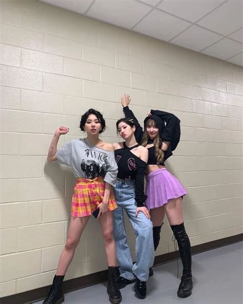 misa ᴗ rest misayeon on X Kpop girls South korean girls Momo