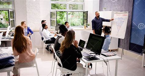 Corporate Training Presentation In Classroom Stock Image Image Of