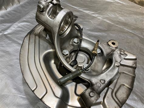 2008 2013 E90 Bmw M3 Passenger Front Hub Spindle 98k E9m03