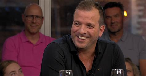 Rafael Van Der Vaart Vestigt Bijzonder Wereldrecord En Komt In Guiness