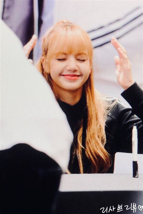 Pin By Anh Nguyen On Lisa 리사 Lisa Kpop Girl Groups Blackpink Lisa