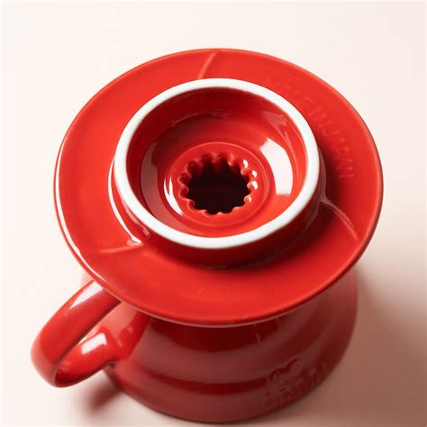 Купити Пуровер воронку Hario V60 01 кераміка червоний — Kultura Coffee