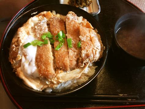 カツ丼カツとじはこの味！ By 「黒霧」 【クックパッド】 簡単おいしいみんなのレシピが396万品