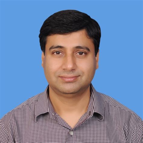 Muhammad Kamran Khan Estimator Field Superintendent Hhjr