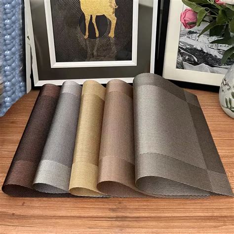 Placemats 6 개 세트 빨 수있는 짠 비닐 플레이스 매트 주방 식탁용 미끄럼 방지 내구성있는 Pvc Temu