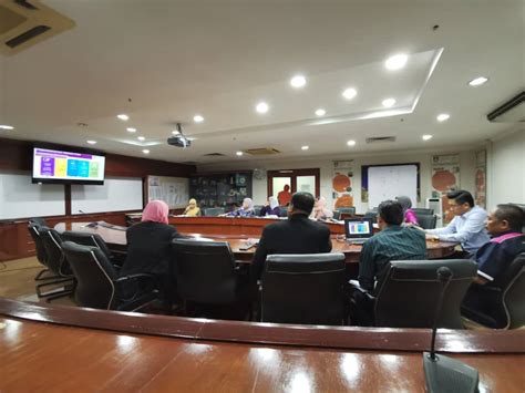 Kunjungan Hormat Ke Pejabat Dekan Fkk