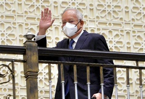 Najibs 1mdb Trial Adjourned As Former Premier Needs To See Doctor