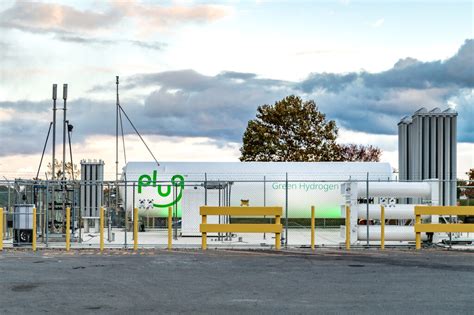Green Hydrogen Is Under Attack Plug Power Boss Says