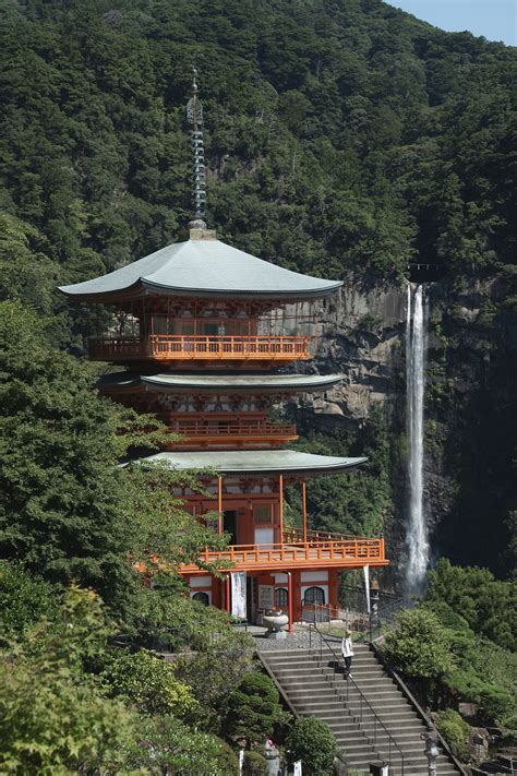 海の熊野古道・紀伊田辺から熊野那智大社へ 熊野古道・大辺路ハイライト 4日間｜アルパインツアー・海外国内のハイキング、トレッキング、登山ツアー